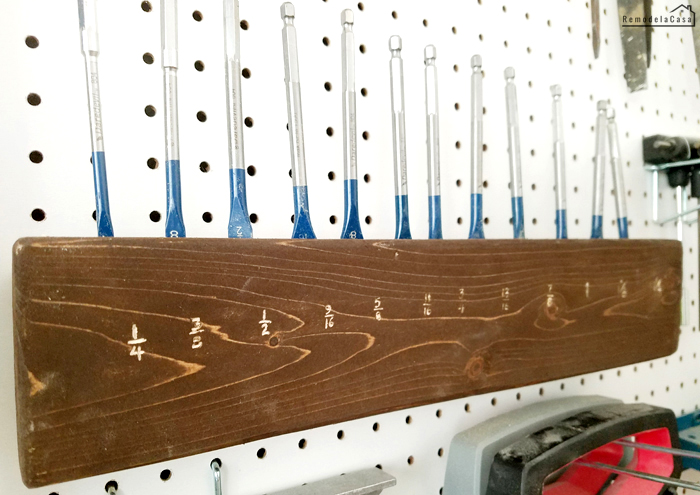 DIY - Spade Bit Holder - Remodelando la Casa