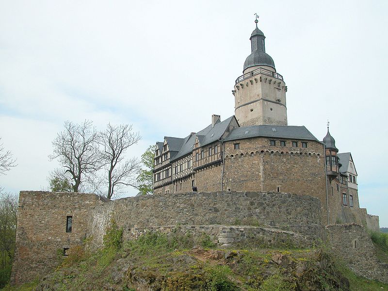 bensozia: Castles Named Falkenstein