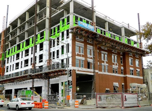 1500 Block of 7th Street NW about to "Pop"