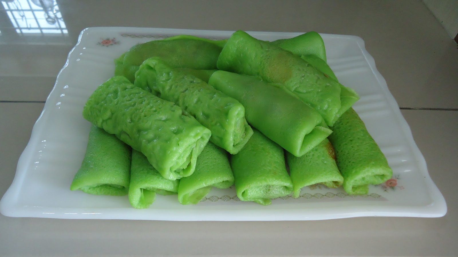 Zara ♥ Baking: KUIH GULUNG...