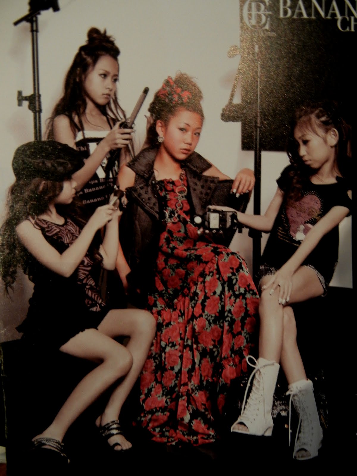 Agepoyo: Japan - The Strange Country