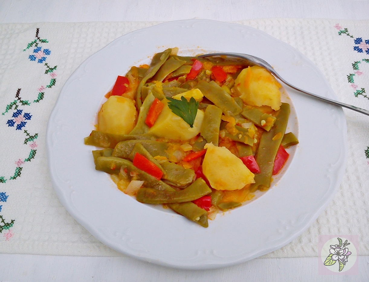 vegana y compañía: GUISO CLÁSICO DE JUDÍAS VERDES CON PATATAS