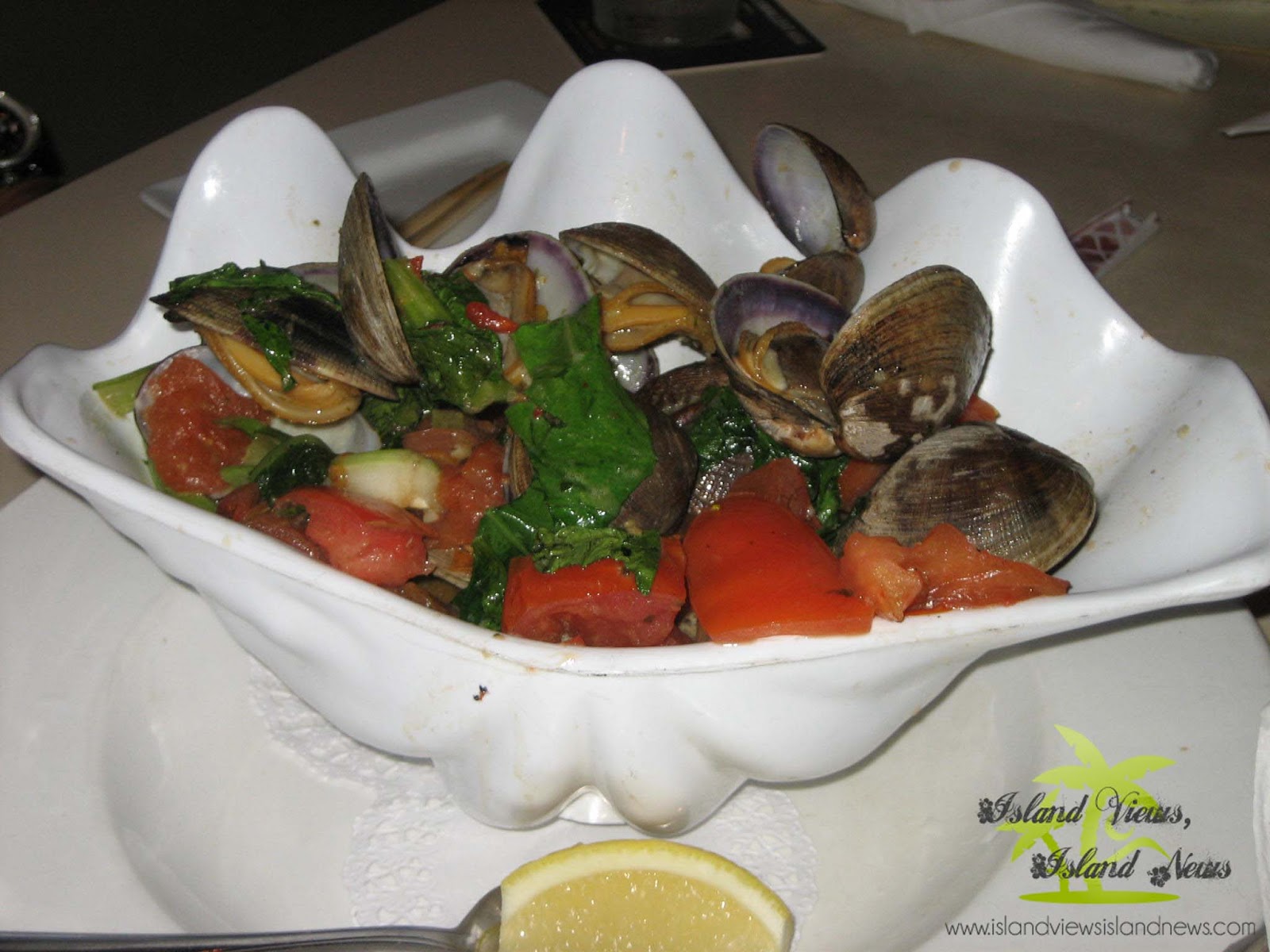 Hawaii Mom Blog: Uncle Bo's Pupu Bar & Grill