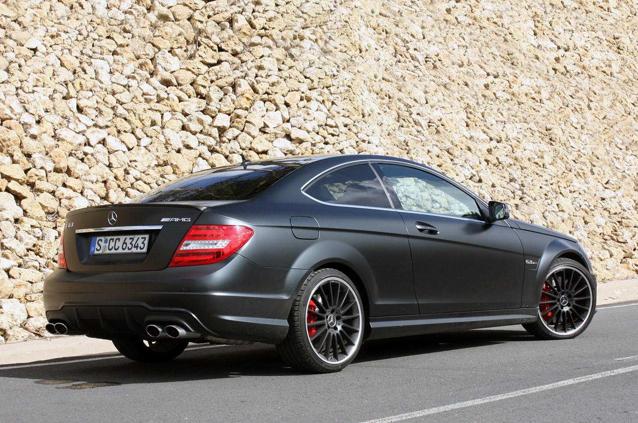 Fotos e Informações de Carros: Mercedes C63 AMG Coupé