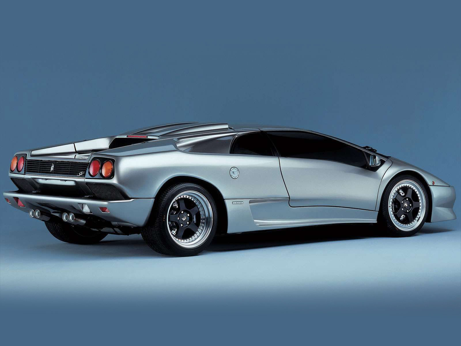 Car accident lawyers info. 1996 LAMBORGHINI Diablo SV pictures