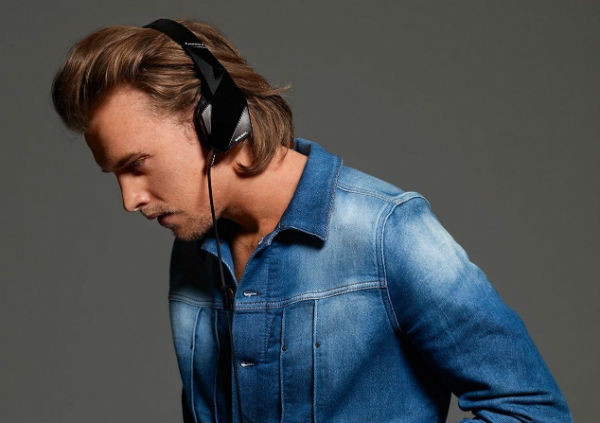 Diesel Vektr Headphones are sexy - Spyful Breaking News