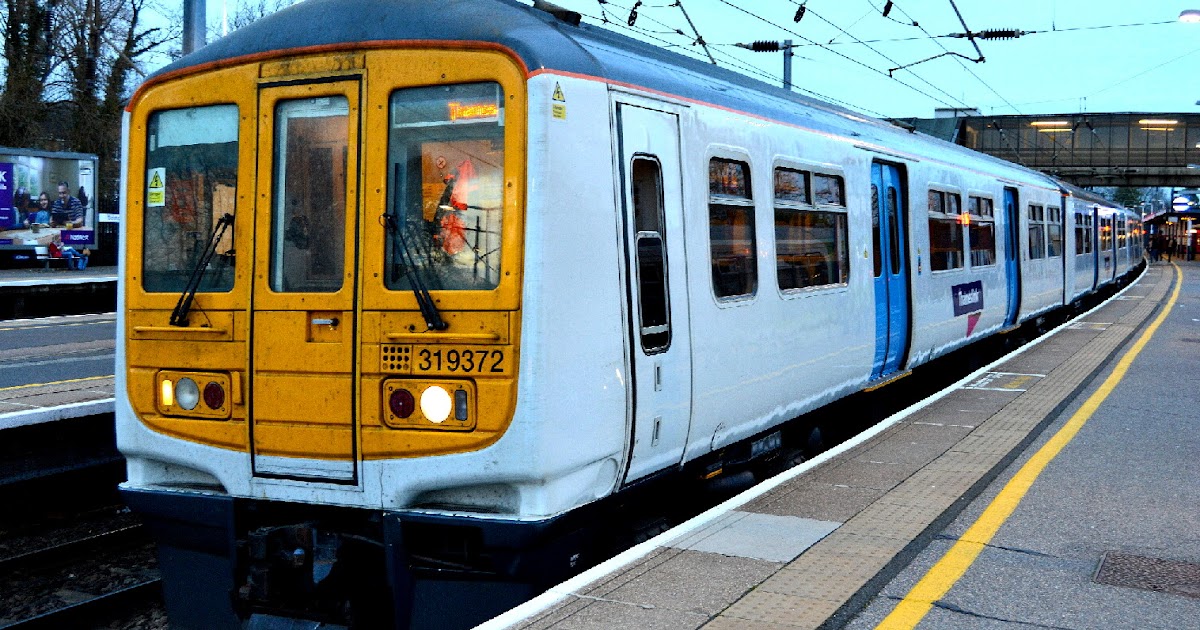 'Along These Tracks' Train Photos Site : Photo BR Class 319372 EMU ...