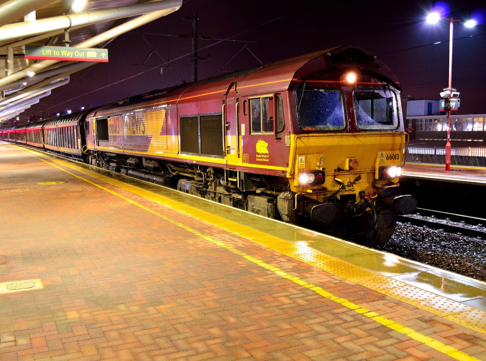 'Along These Tracks' Train Photos Site : Night Photo Class 66013 and ...