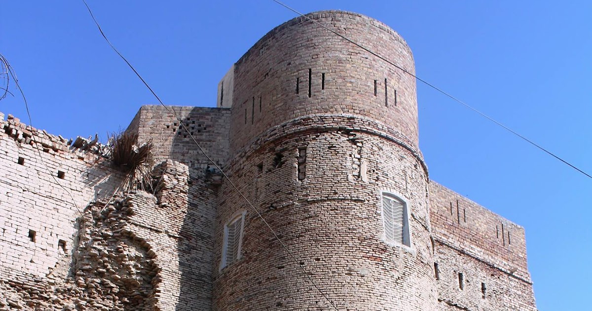 DIPALPUR CITY: Some remaining parts of the Depalpur fort