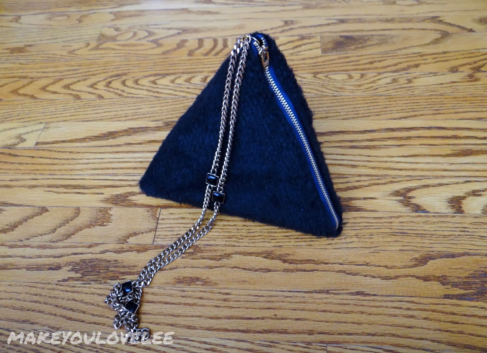 Make You Love Lee: DIY Pyramid Purse