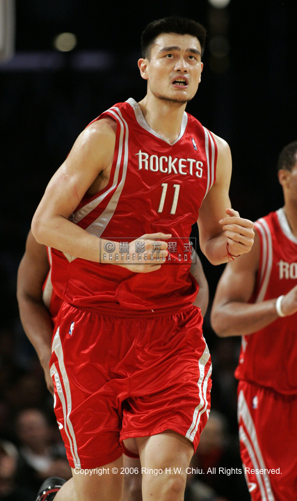 Ringo Chiu Photography: NBA player Yao Ming in Action