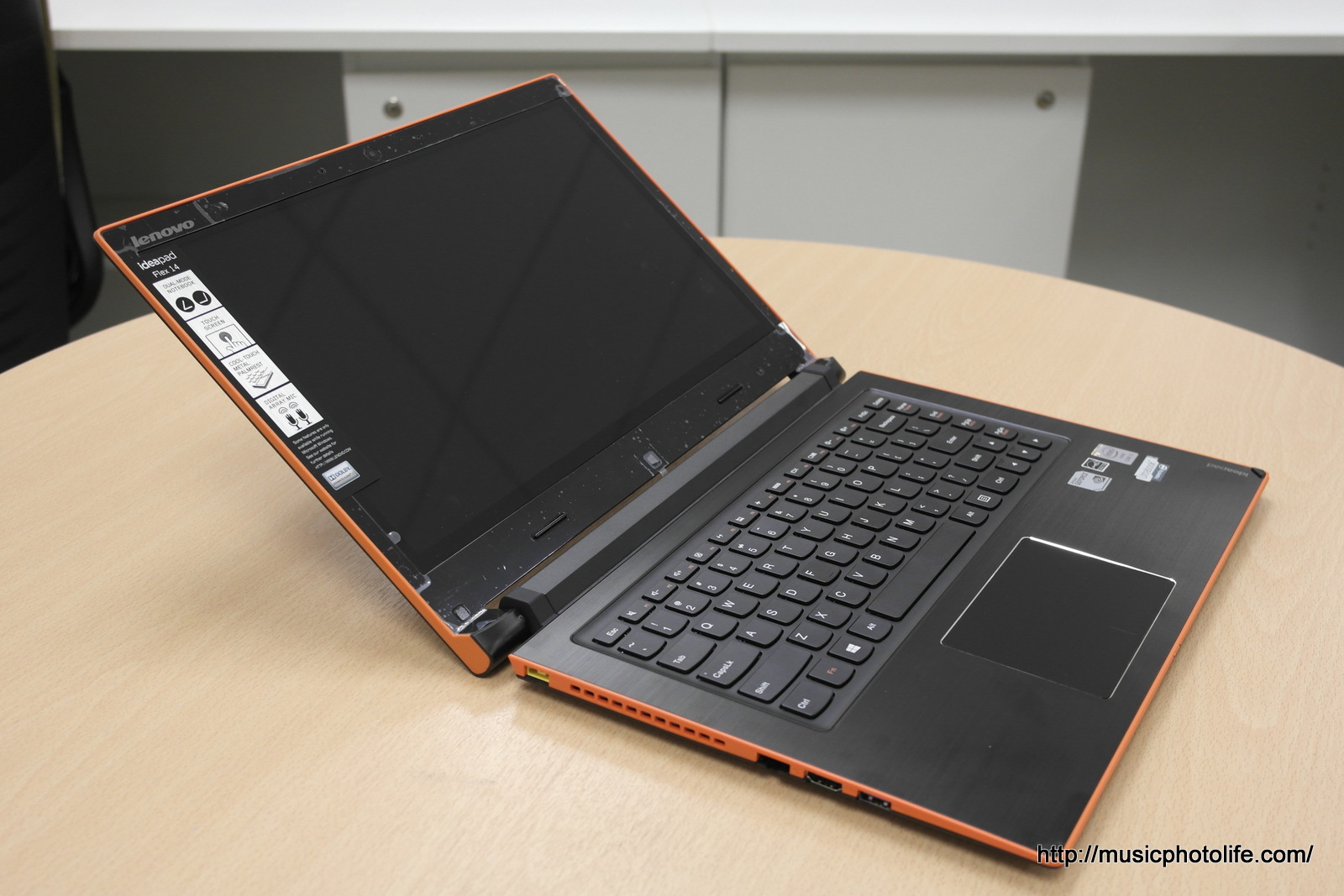 Lenovo Flex 14: Laptop Review
