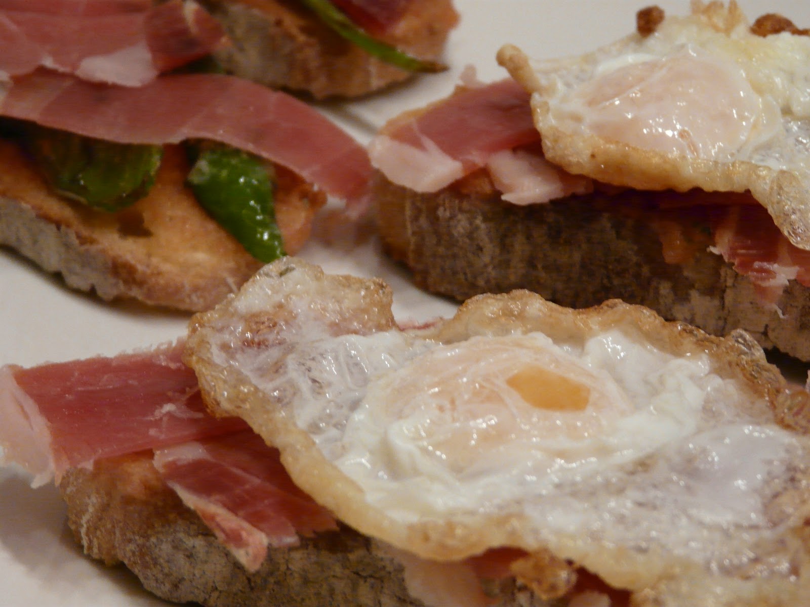 Mmmmm... Me gusta comer: TAPAS DE JAMÓN IBÉRICO