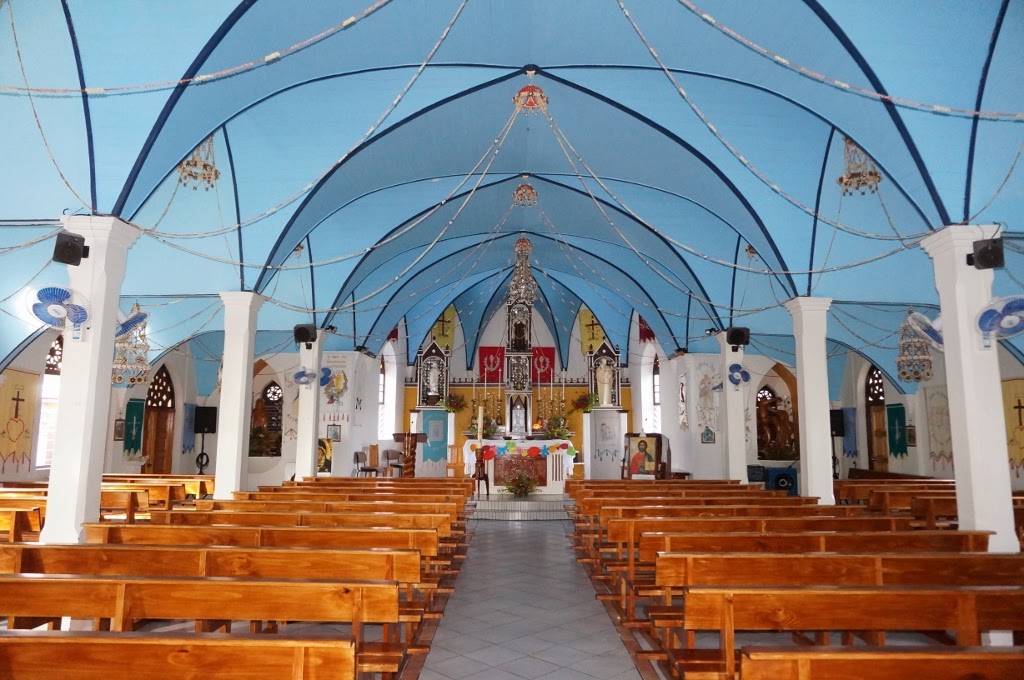 Kailani Capers: Fakarava - heading north to Rotoava village