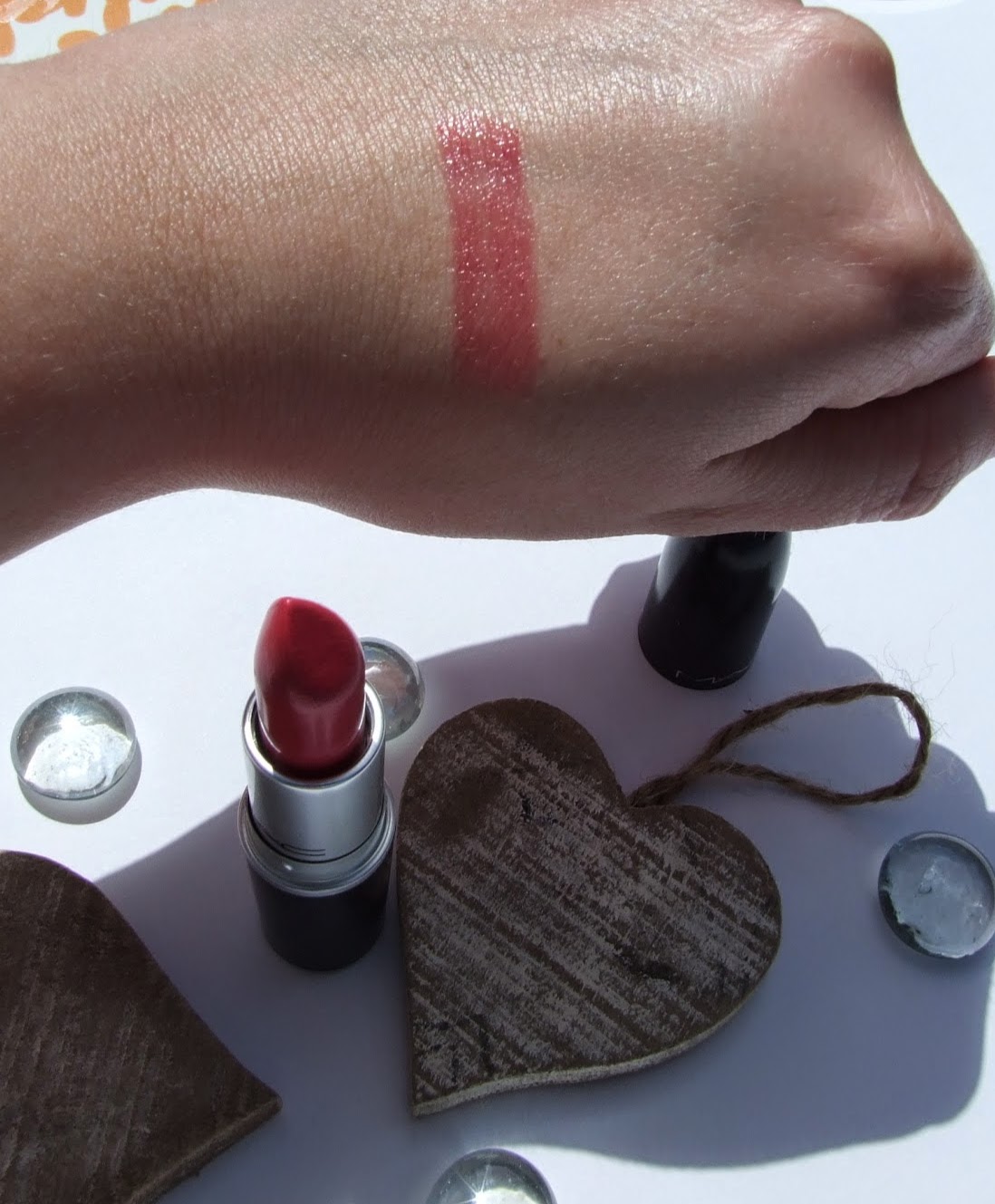 AceSparkleStar: MAC Lustering Lipstick Review & Swatches
