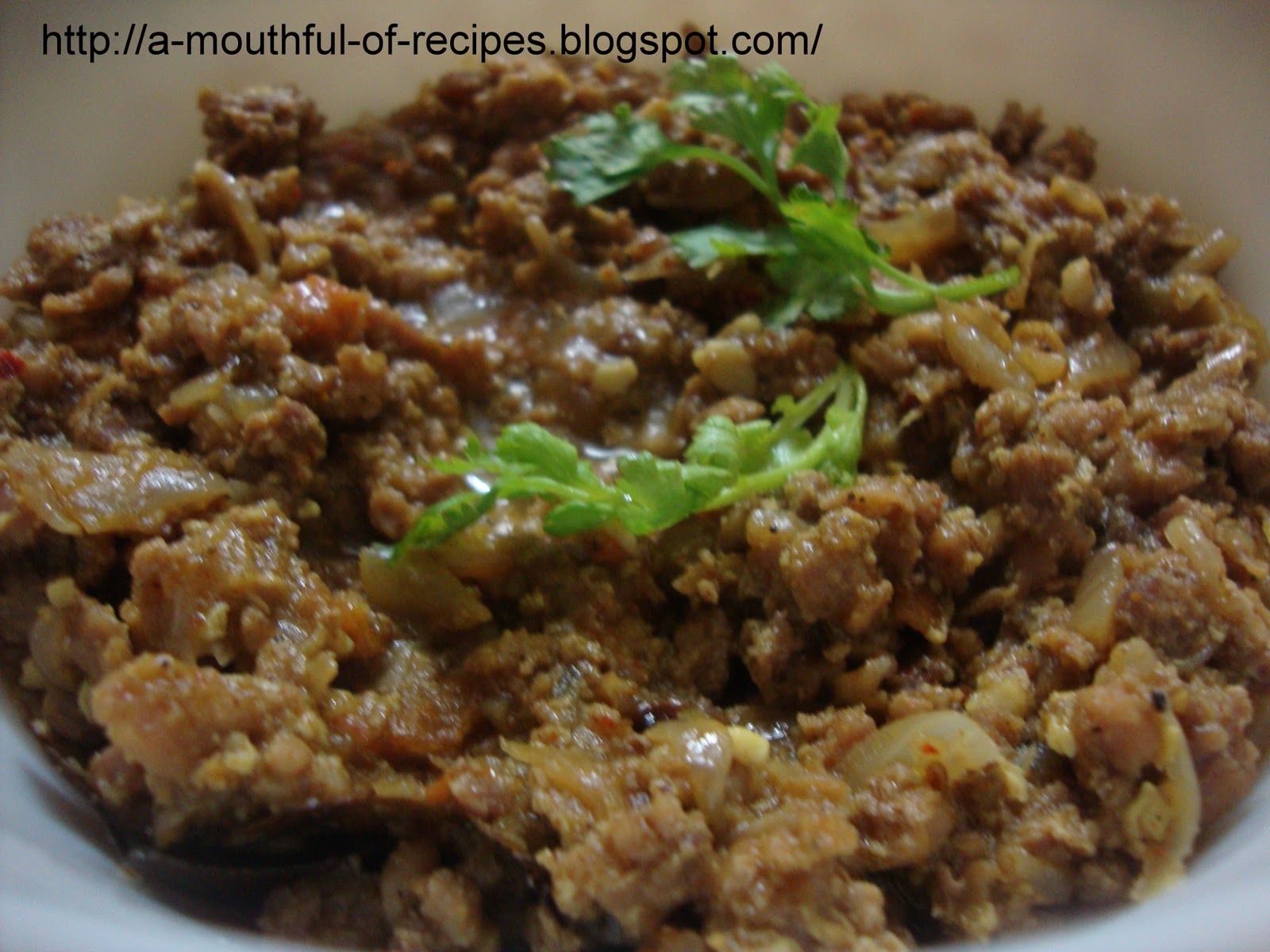 A Mouthful Of Recipes: Mughlai Chicken Kheema Lajawab