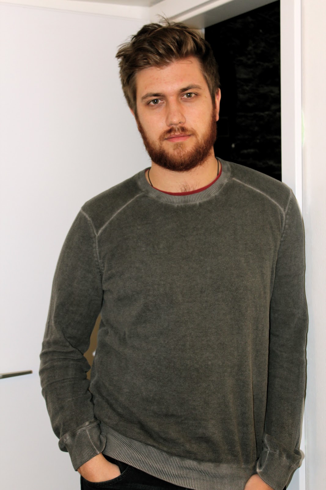 PENIBELichkeit: Ein Interview mit Bobby Long.