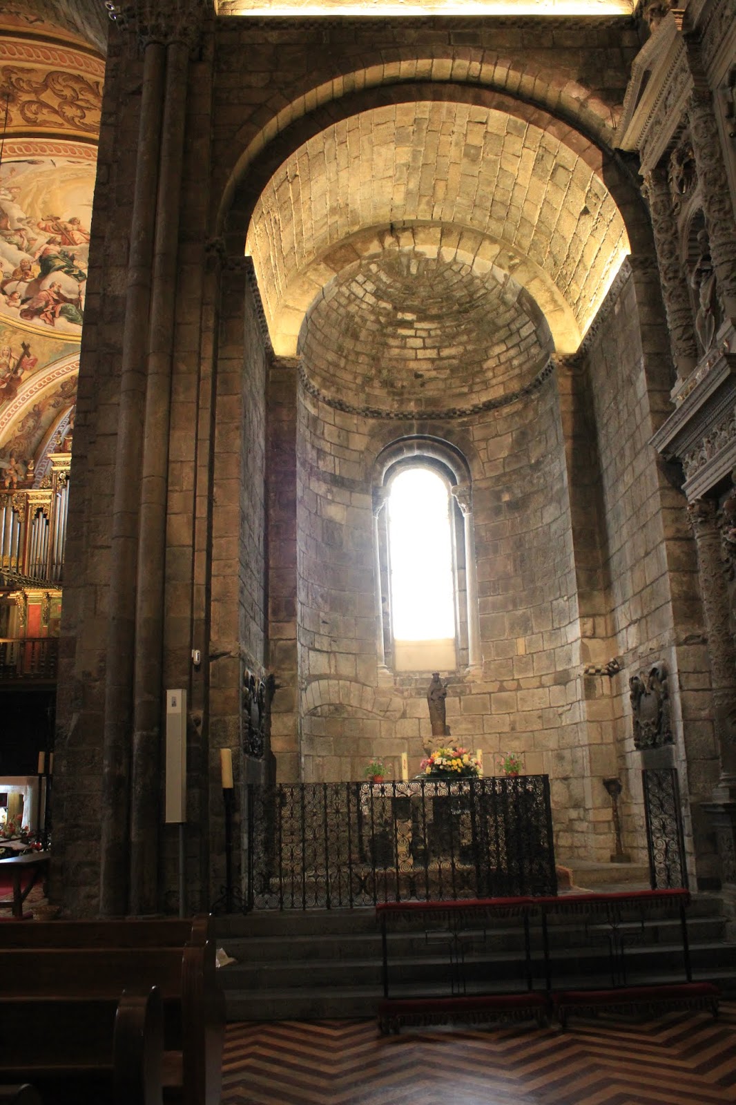 Maravillas ocultas de España: La Catedral de San Pedro de Jaca