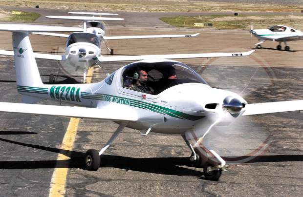 Kathryn's Report: Diamond DA 20-C1 Eclipse, Doss Aviation Inc, N959DA ...