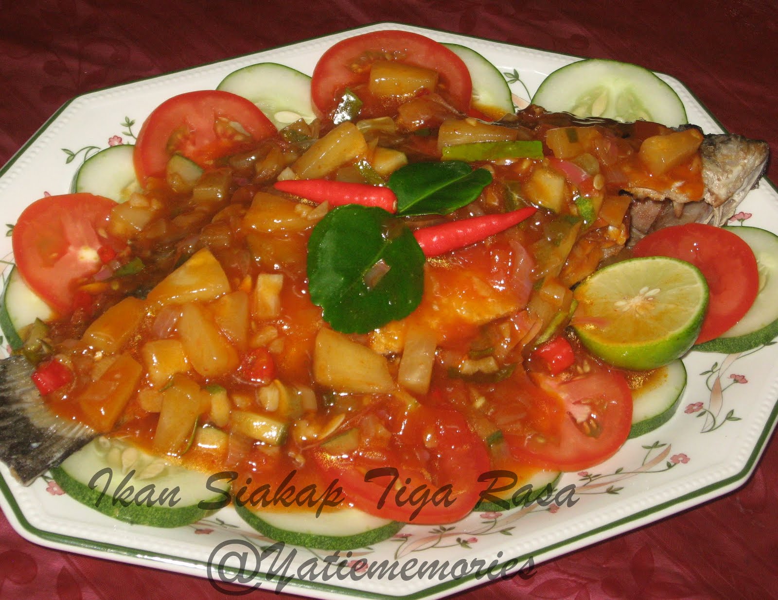 Sinar Kehidupanku**~::..: Ikan Siakap Tiga Rasa