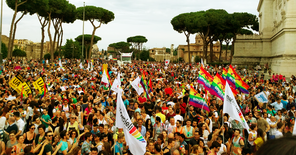 TALK: a mostrà le chiappe chiare..