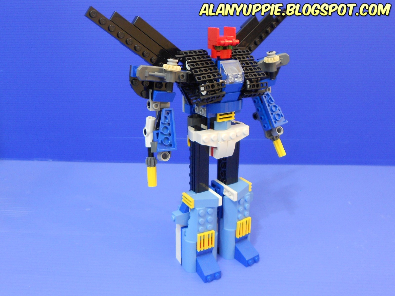 Alanyuppie's LEGO Transformers: Creator 31049 Alternate MOC / Robot ...