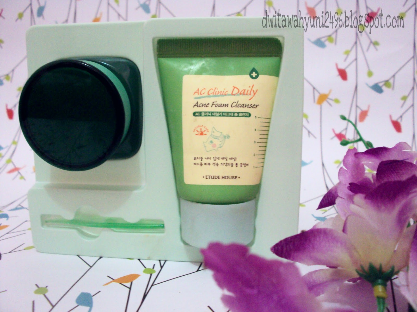 *REVIEW* AC Clinic Intense Red Spot Balm by EtudeHouse - Gadis Kacang Bali