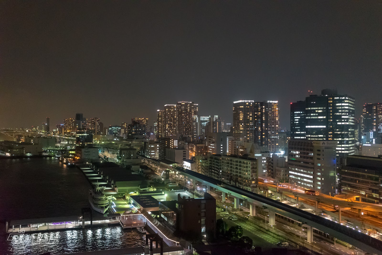 Cold Noodles and Hot Saké: Tokyo Bay nightscapes