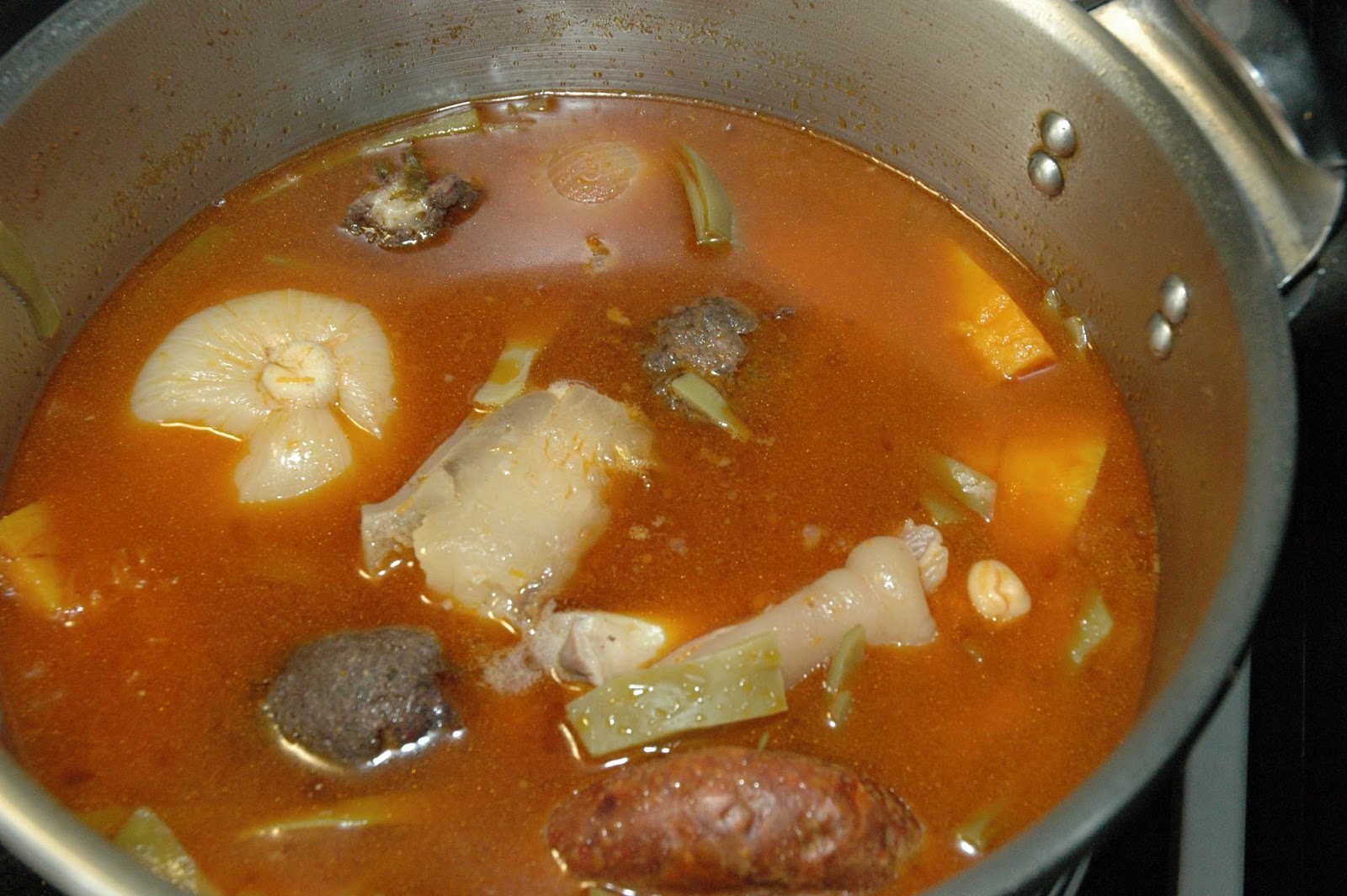 Entre punto y hecho: POTAJE DE BERZAS O BERZA GITANA