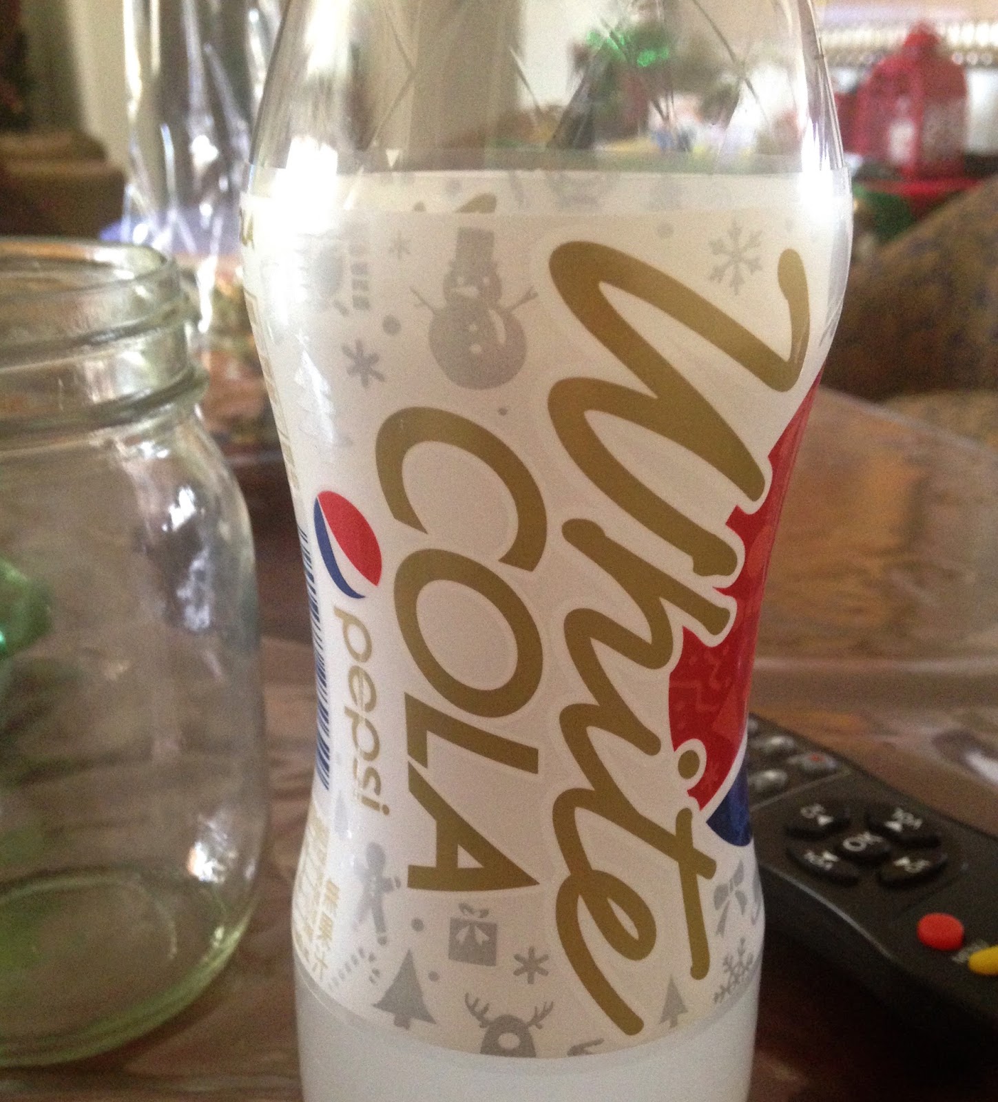 Yummy Food Adventures~!: Pepsi's White Cola/ペッピシの白いコラー