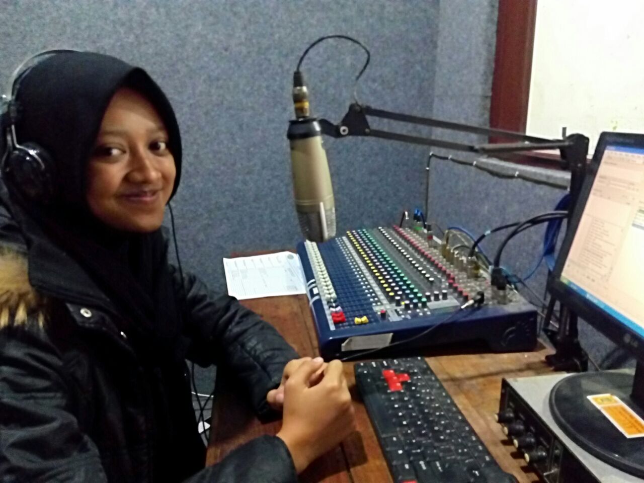 PENGALAMAN PERTAMA LIVE STREMING RADIO RSPD KLATEN - Sita Anggia Kusuma