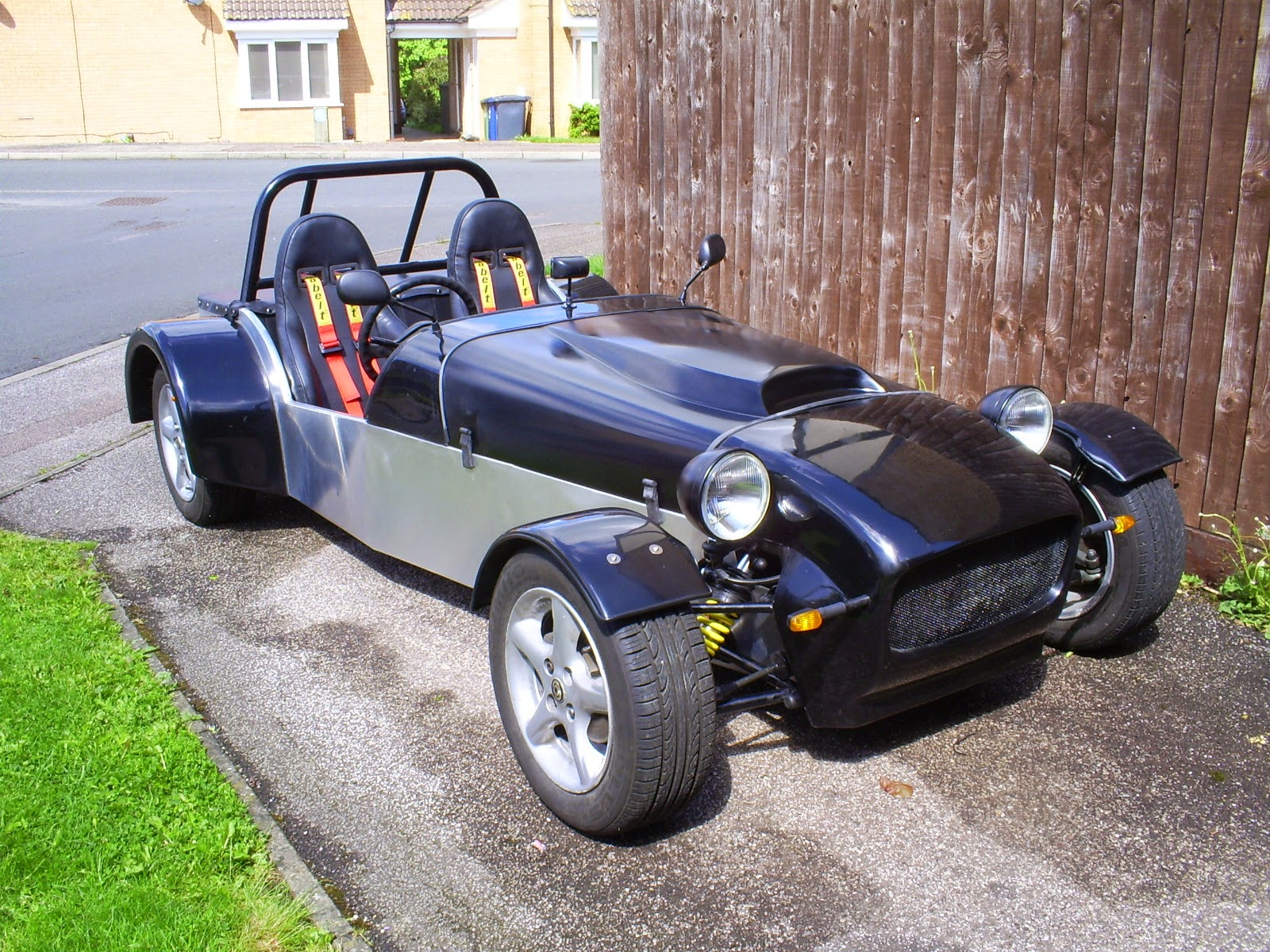MX5 Haynes Roadster: June 2013