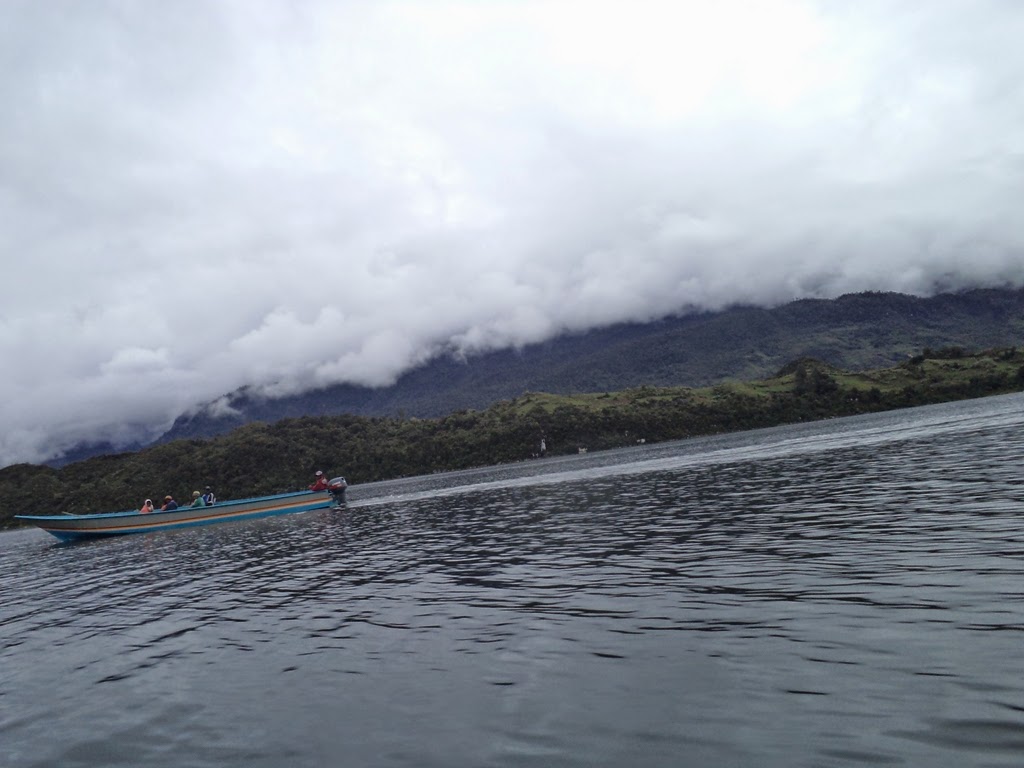 PROFILE KEBUDAYAAN & PARIWISATA KAB DEIYAI PAPUA: WISATA DANAU