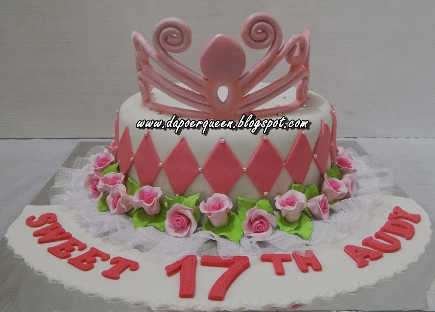 Dapoer Queen: Crown cake