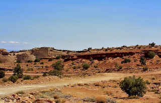 The Southwest Through Wide Brown Eyes: Oh Swell, the San Rafael Reef.