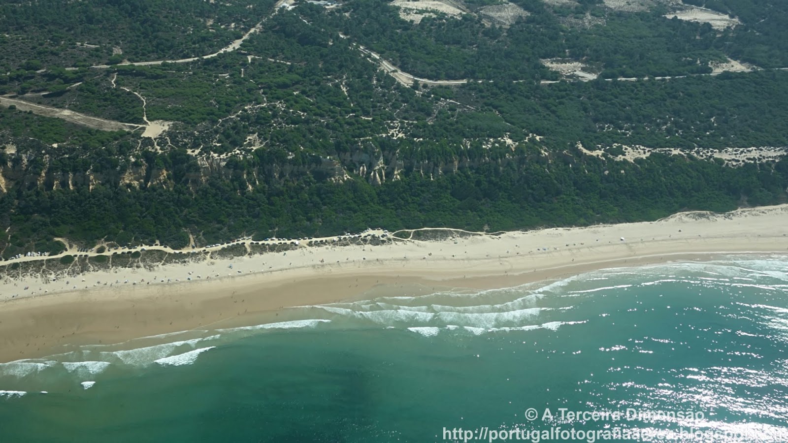 A Terceira Dimensão: Praia da Adiça