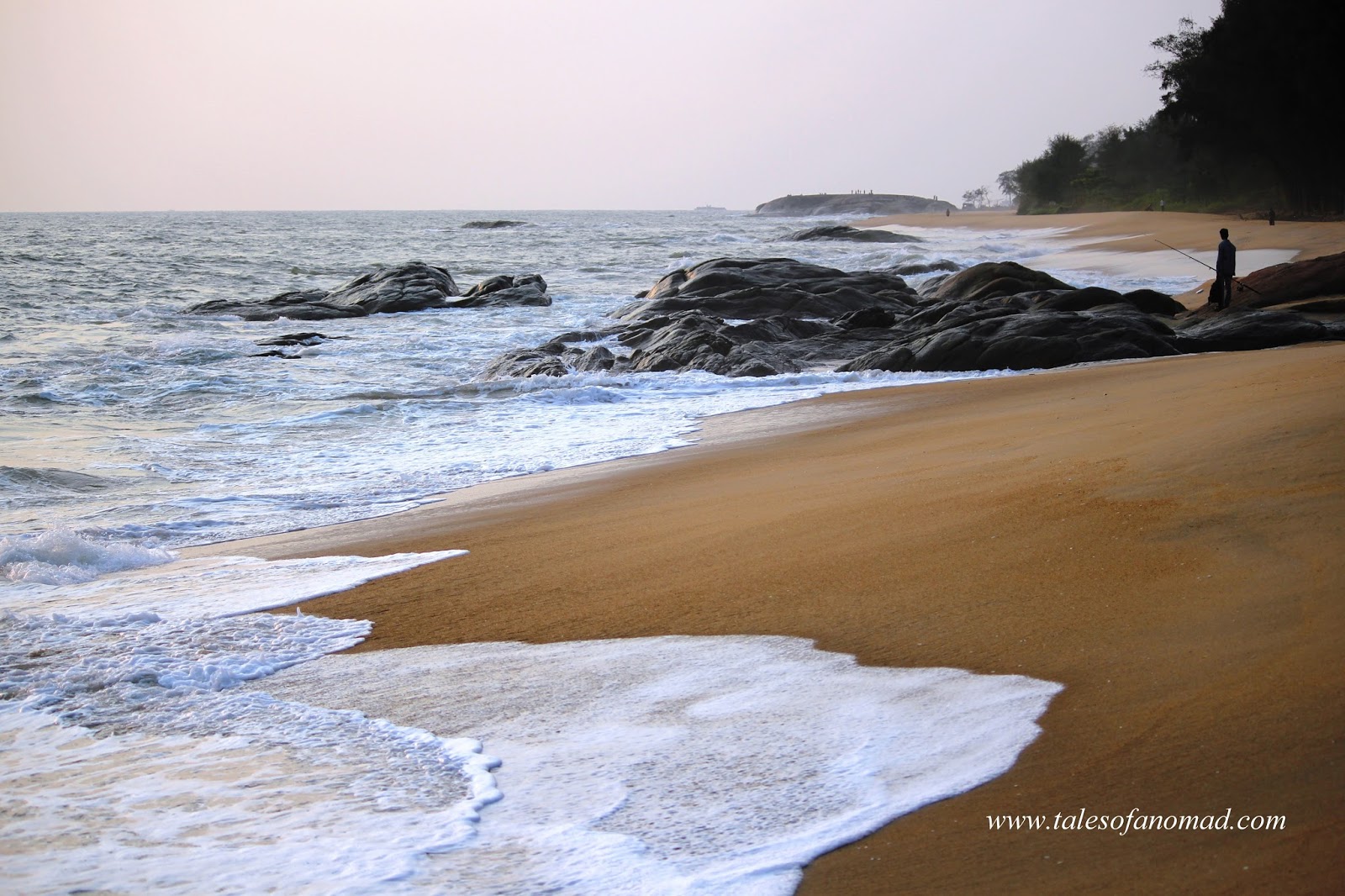 Tales Of A Nomad: Beaches of Mangalore