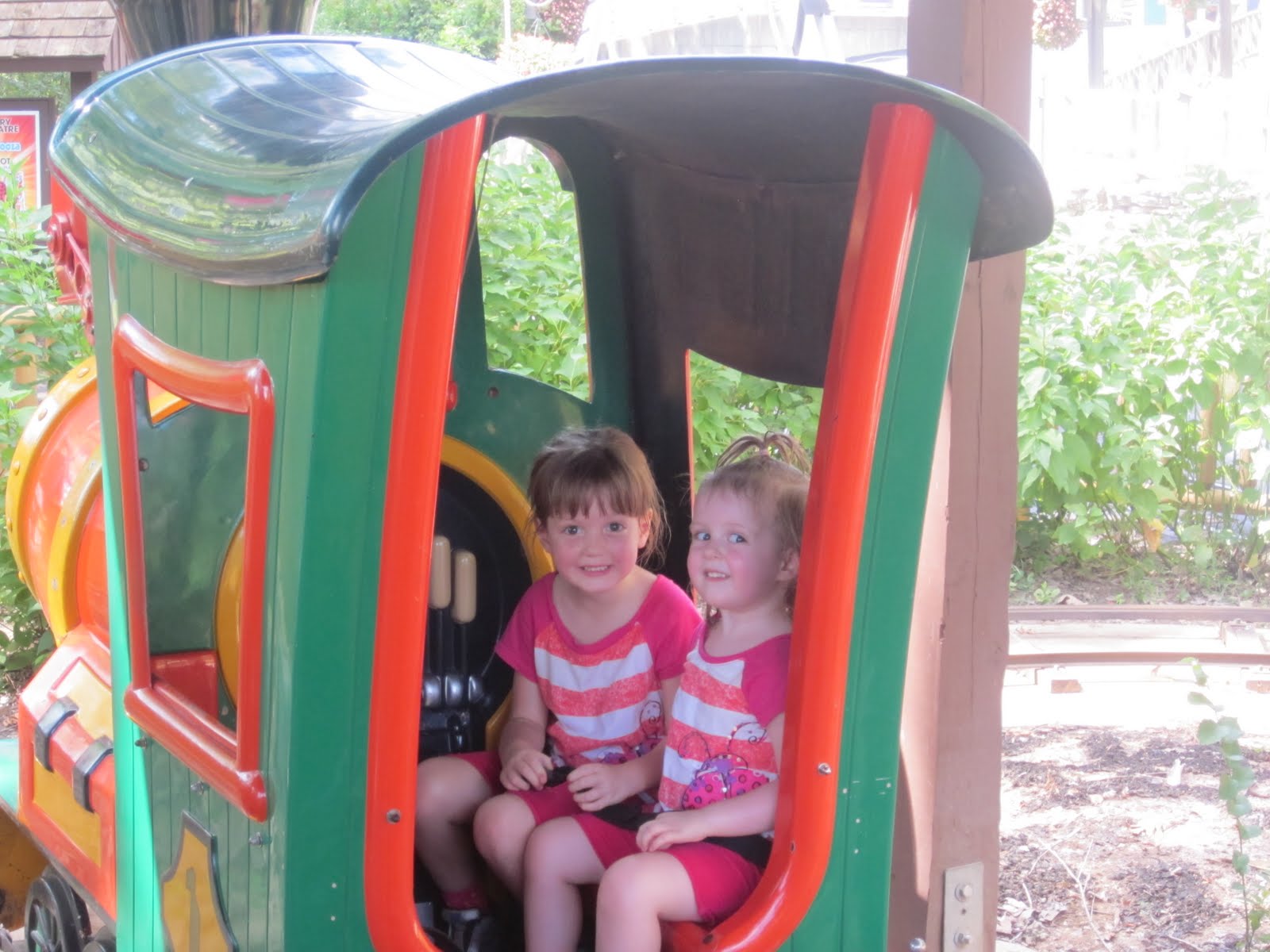 The Beal Family Blog: Six Flags