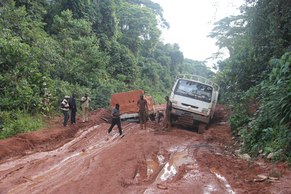 Studiebol: De dodelijke strijd om goud in Congo; Klaas van Dijken en ...