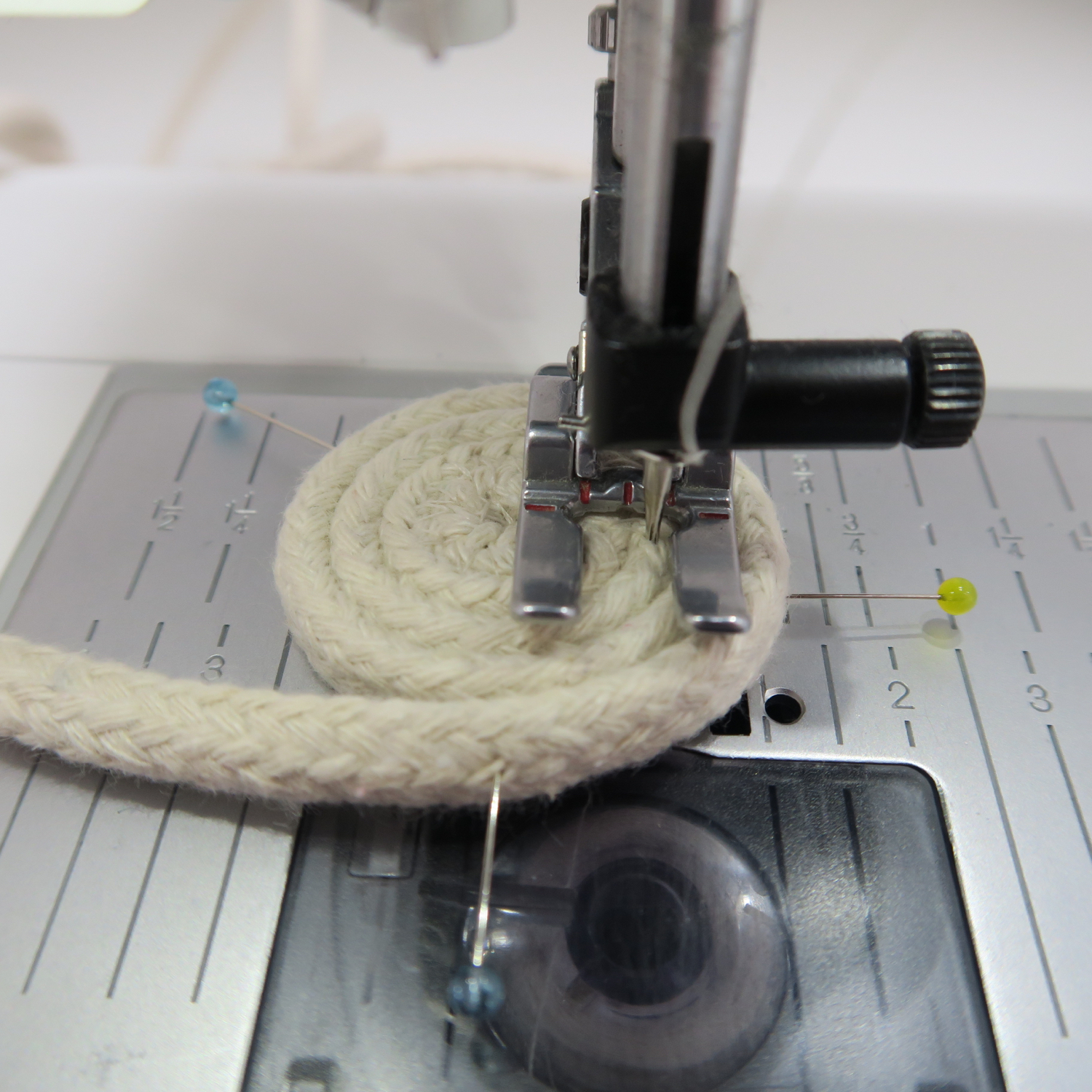 A Tutorial: Sewing a Rope Bowl | Flossie Teacakes | Bloglovin’