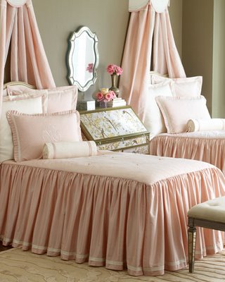Southern Chateau: Pretty Bedspreads for Spring and Summer