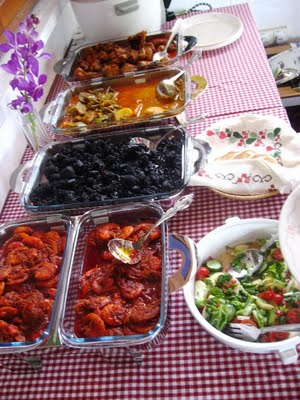 In passing - Malaysian: Of Hari Raya Open house...