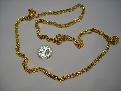 Keanggunan Emas Kelantan: Rantai Tangan Emas 999.9