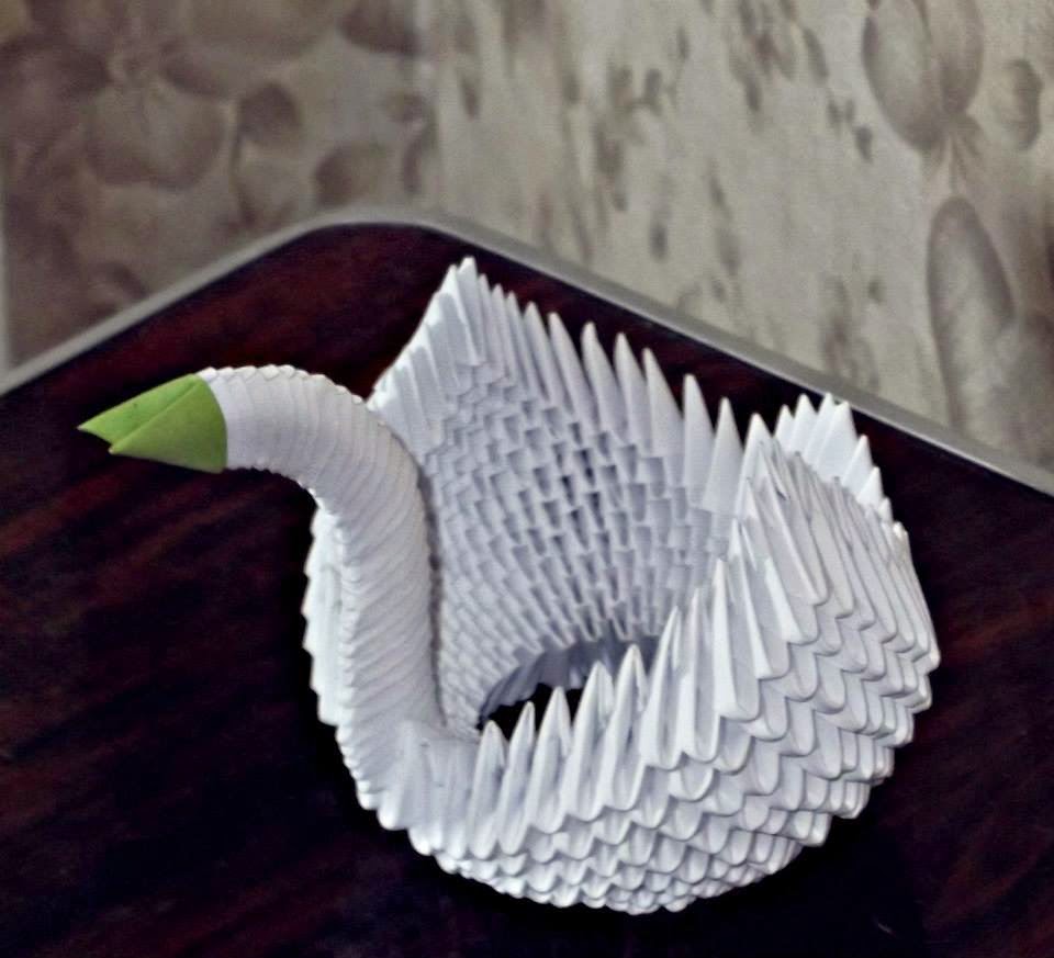 Origami Magic: Beautiful white mini swan