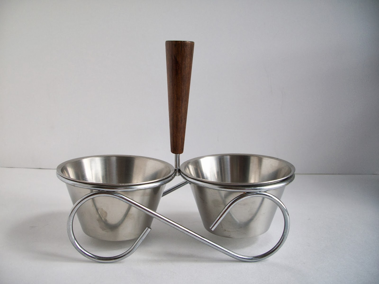 Still Stunning Vintage Resale: Mid Century Danish Condiment Server