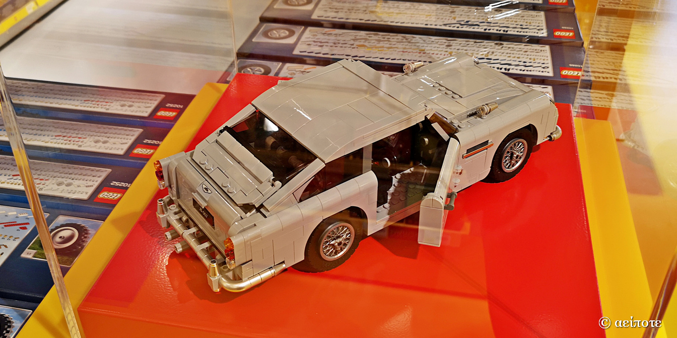 αείποτε: 1222. The Mall Athens – Lego Shop