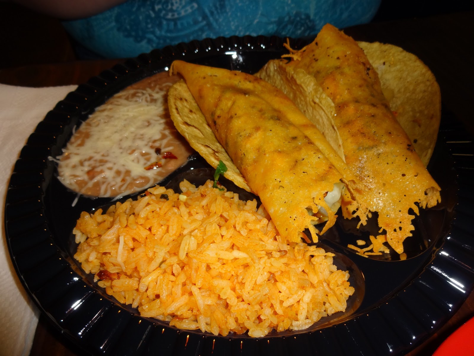 Eating My Way Through OC: Visiting the Food Pyramid at Aztek Taco