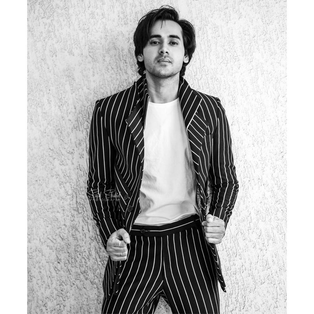 Randeep Rai Wallpaper | Image | Photo | Sameer Maheshwari Wallpaper