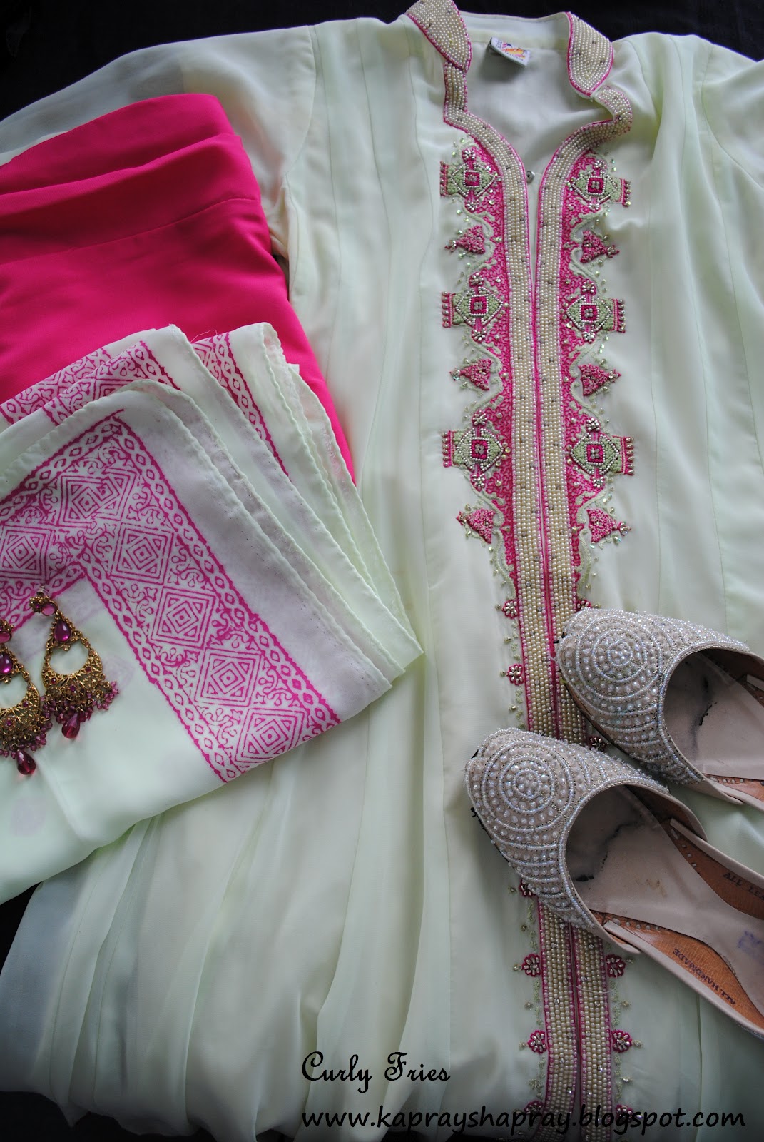 Curly Fries: Dholki Night #3: Pinks and Yellows