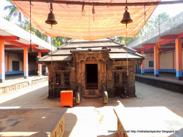 INDIA BACKPACKER: Basadis of Bhatkal